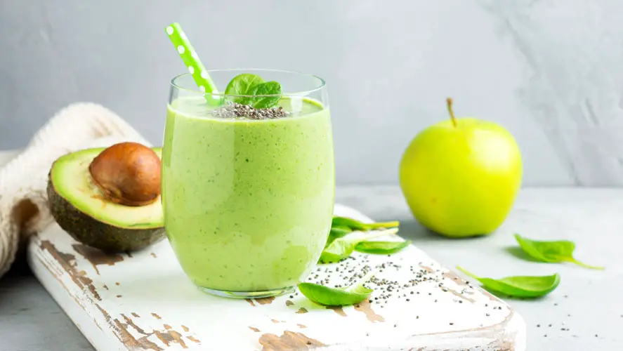 Groene smoothie maken, gezond en lekker. Groene smoothie maken, gezond en lekker.